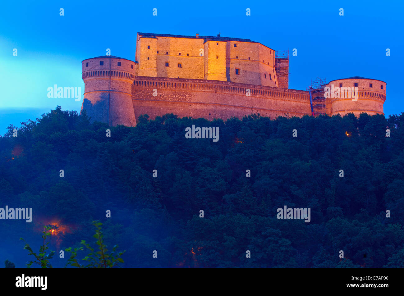 Leo castle hi-res stock photography and images - Alamy