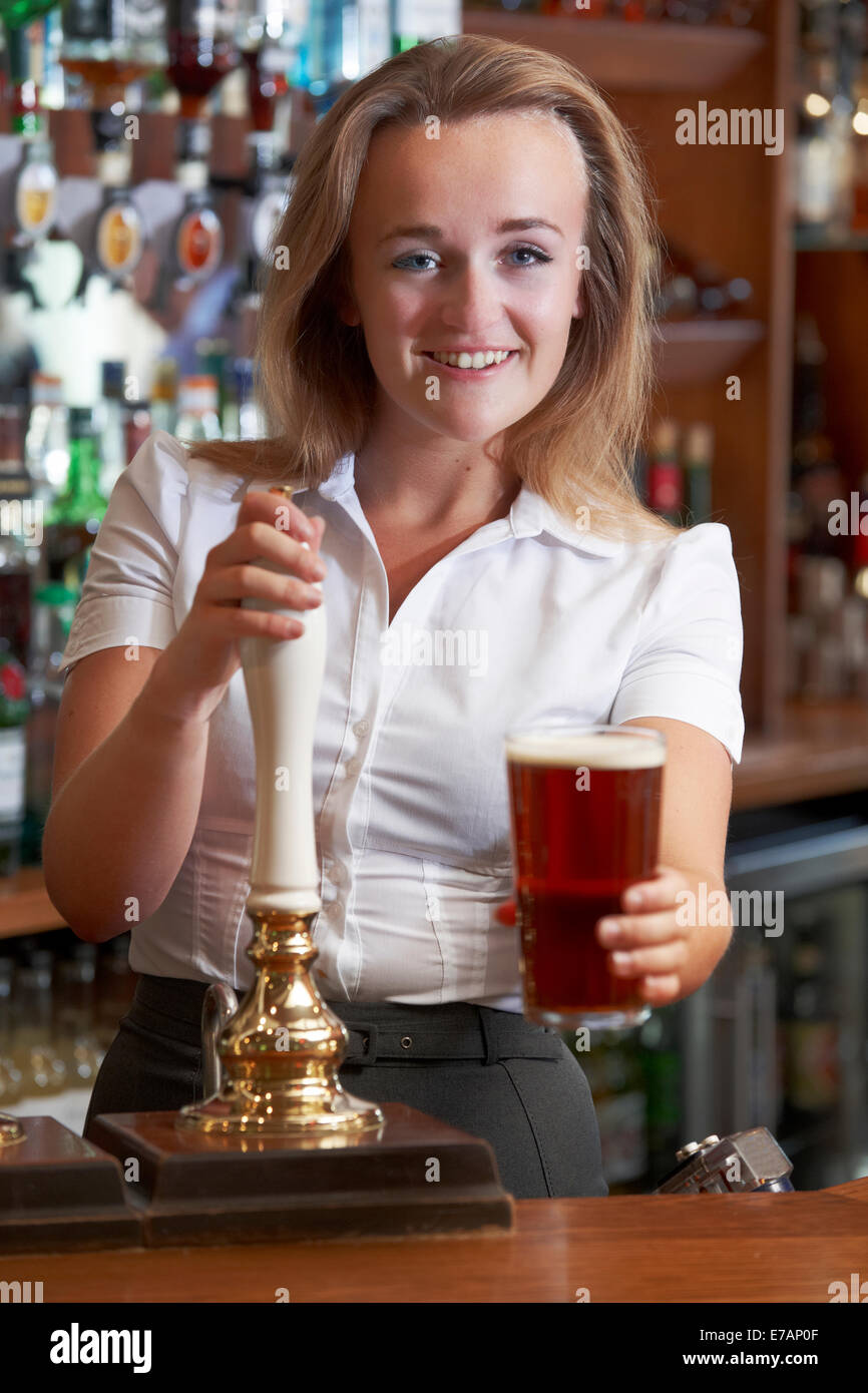 Female bartender hi-res stock photography and images - Alamy
