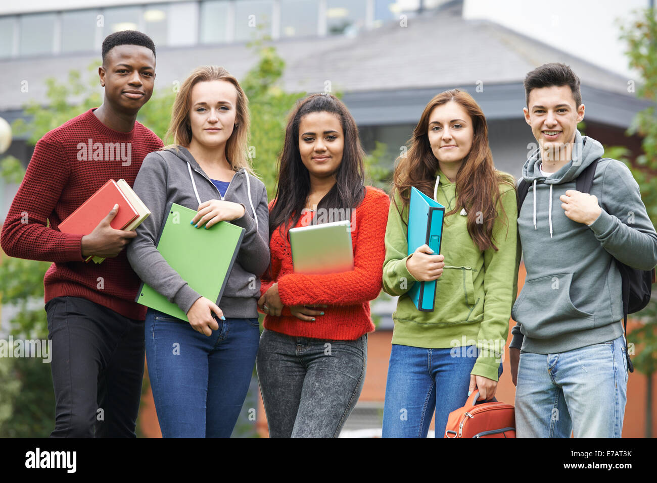Student group hi-res stock photography and images - Alamy