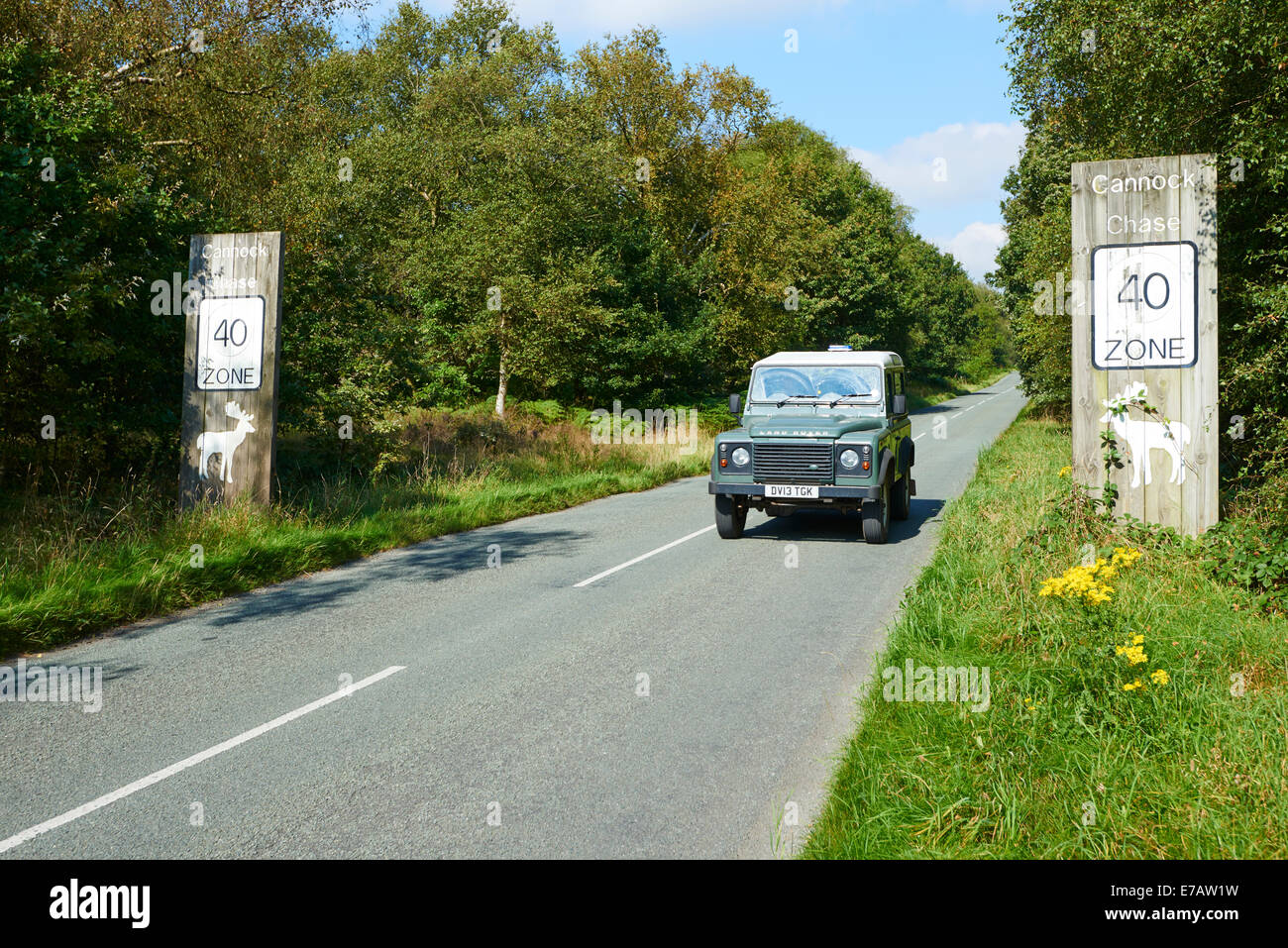 Road Sign Advising 40 MPH Zone On Marquis Drive Cannock Chase Country ...