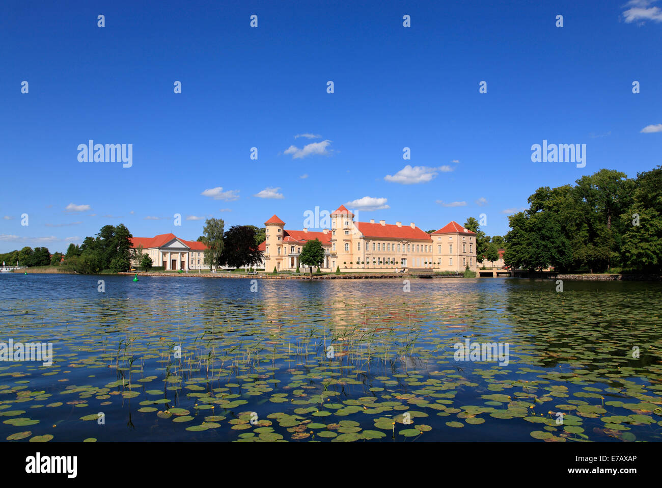 Schloss rheinsberg brandenburg germany hi-res stock photography and ...