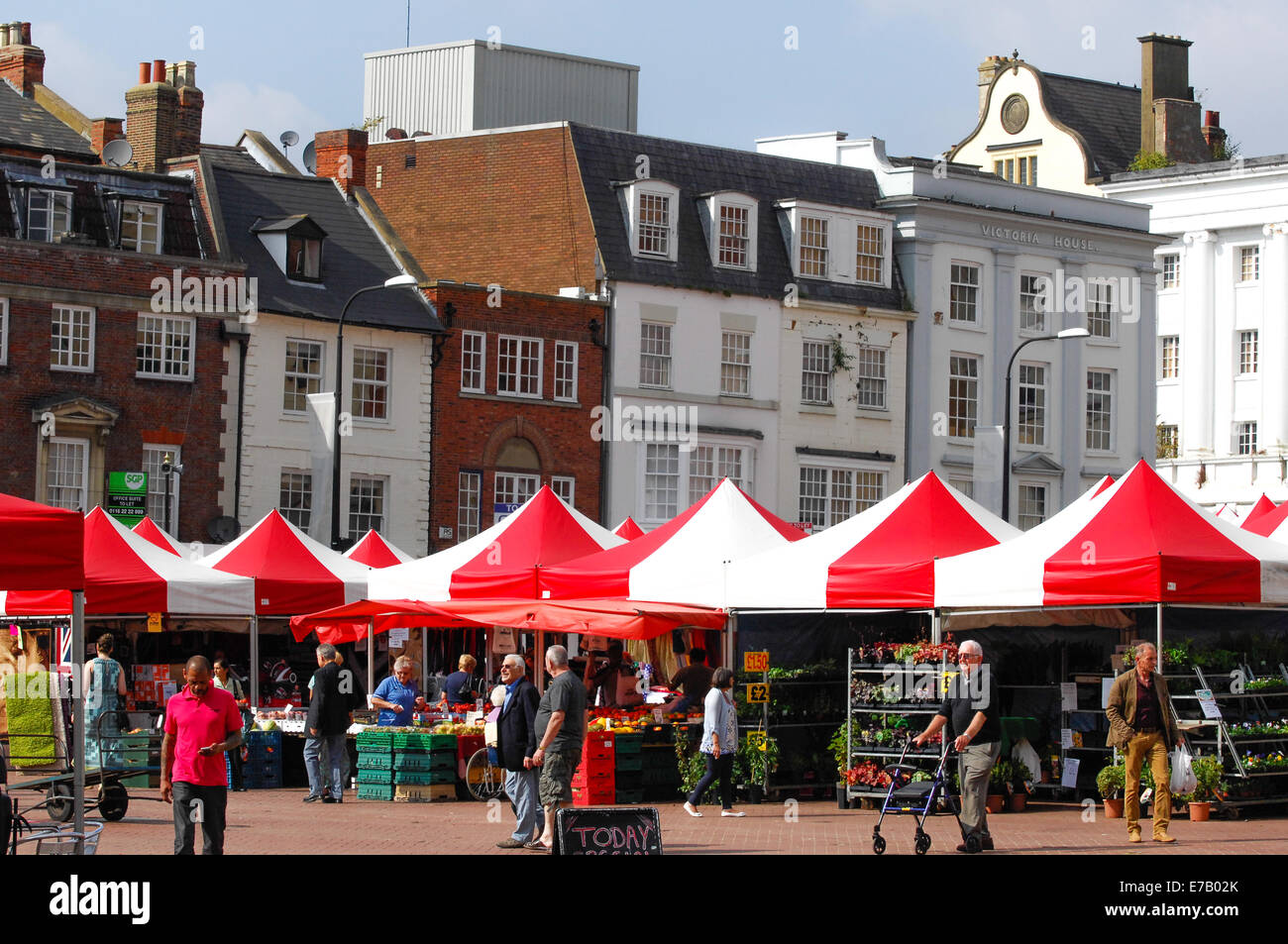 Northampton market stalls Stock Photo - Alamy