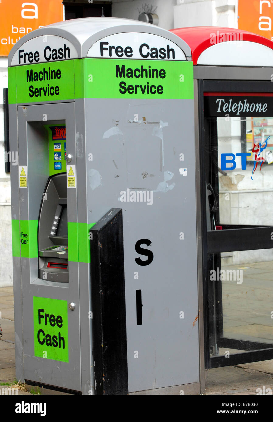 Free cash machine Stock Photo - Alamy