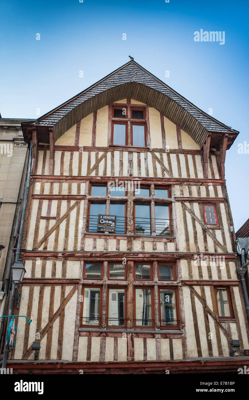 Row medieval house facades old hi-res stock photography and images - Alamy