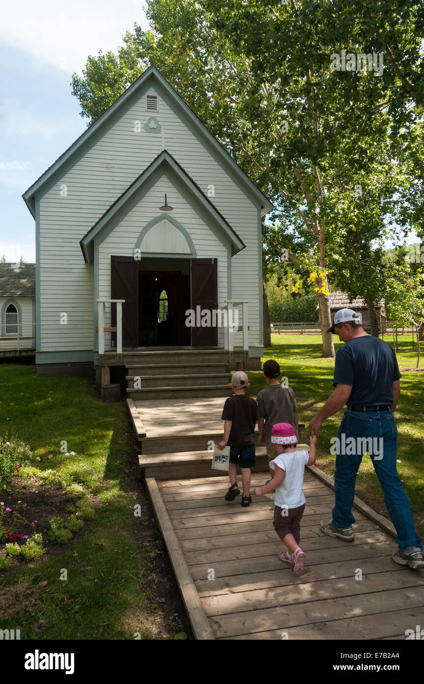 Fort edmonton 1905 street hi-res stock photography and images - Alamy