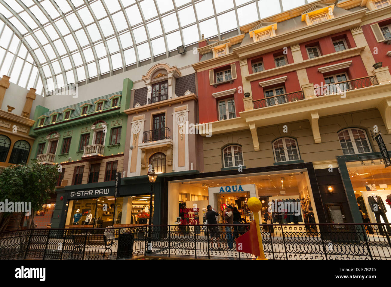 West edmonton mall attraction hi-res stock photography and images - Alamy