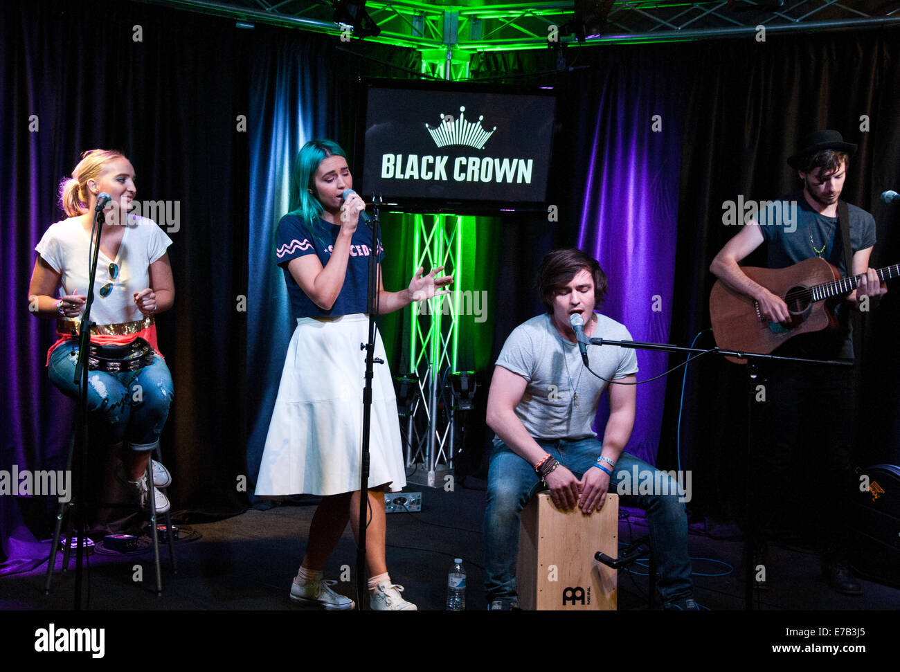 Australian indie rock band hi-res stock photography and images - Alamy