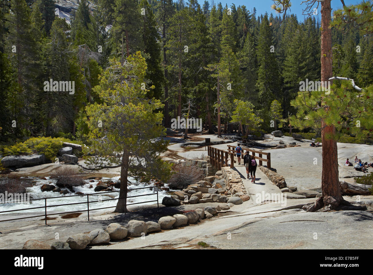 Footbridge across the river hi-res stock photography and images - Alamy