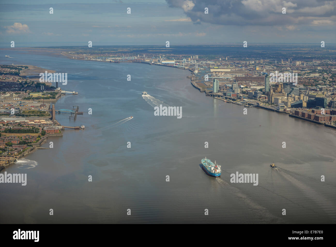 Birkenhead hi-res stock photography and images - Alamy