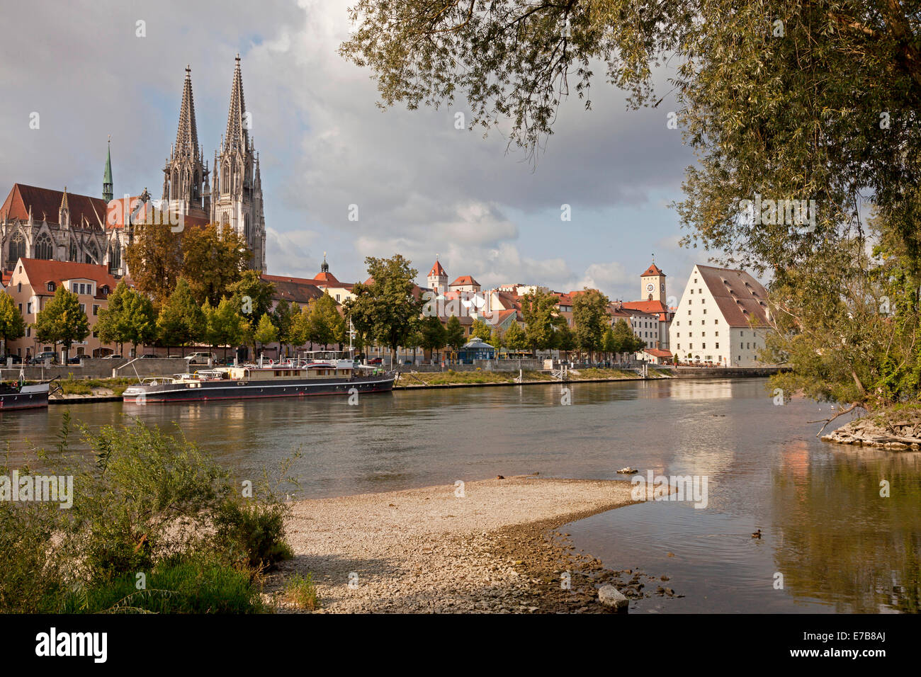cityscape with Danube river, medieval centre, city hall tower and ...