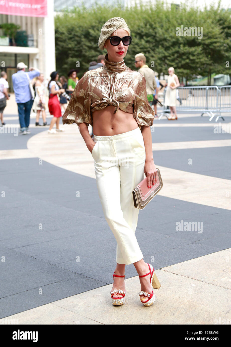 Modiste arriving at the Carolina Herrera runway show in New York City ...