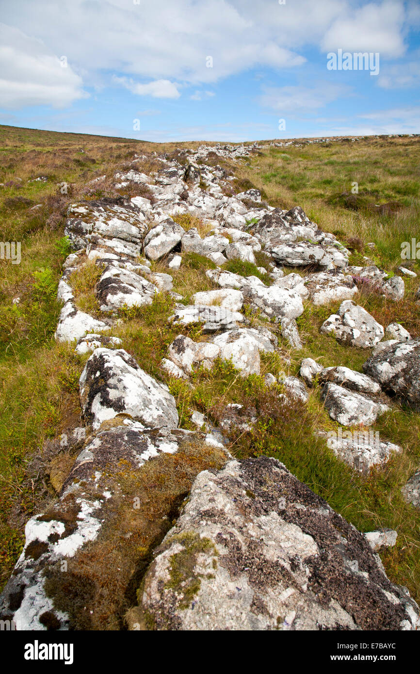 Stone walls of the late Bronze age enclosed settlement site of ...
