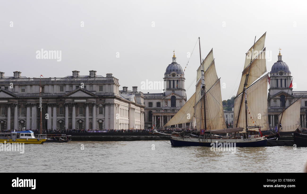 Greenwich ship festival hi-res stock photography and images - Alamy