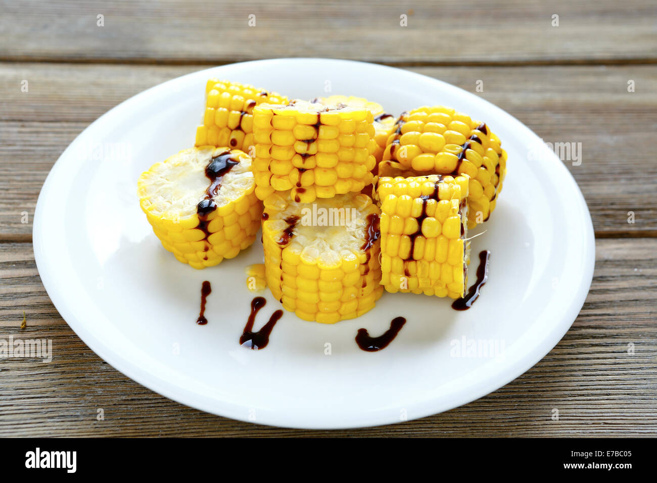 Corn of the cob slices hi-res stock photography and images - Alamy