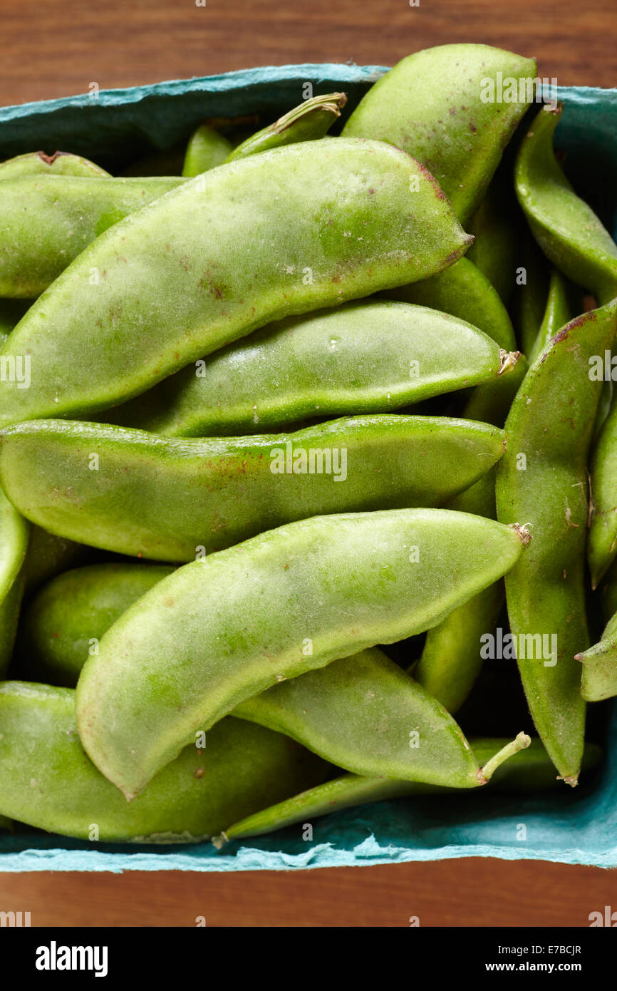 Bean pint hi-res stock photography and images - Alamy