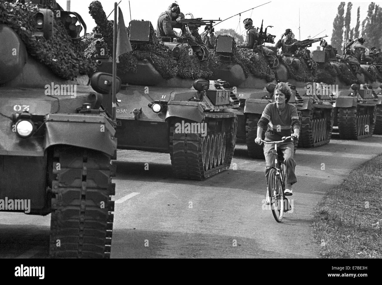 NATO exercises in Germany, German Army Leopard tanks in a village ...