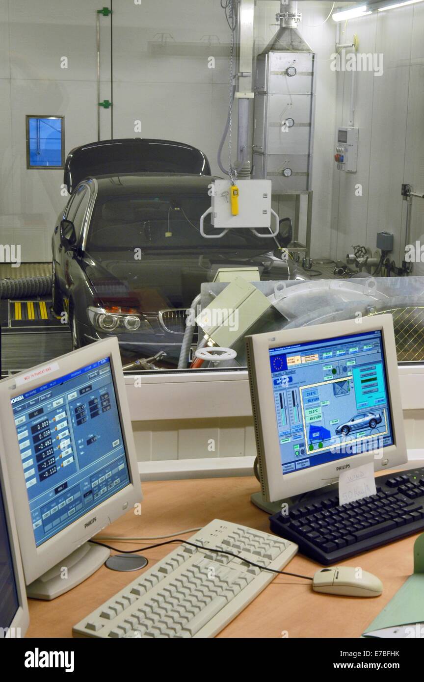 Ispra (Italy), VELA laboratory (Vehicle Emissions Laboratory) for ...