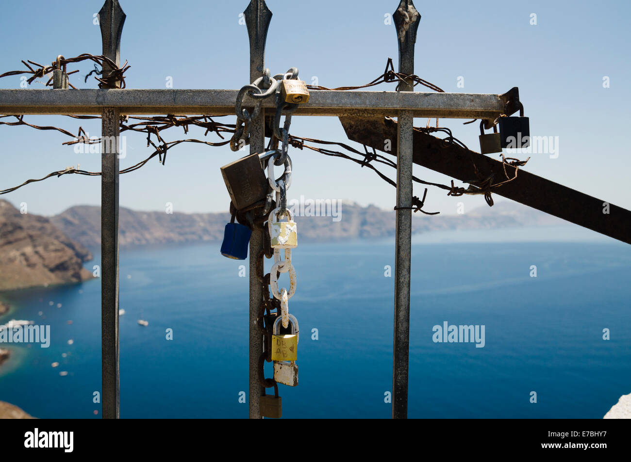 Santorini love locks hi-res stock photography and images - Alamy