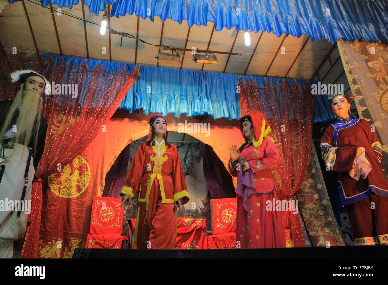 Sept. 11, 2014 - MEDAN, INDONESIA - SEPTEMBER 12: Indonesia Chinese of ...