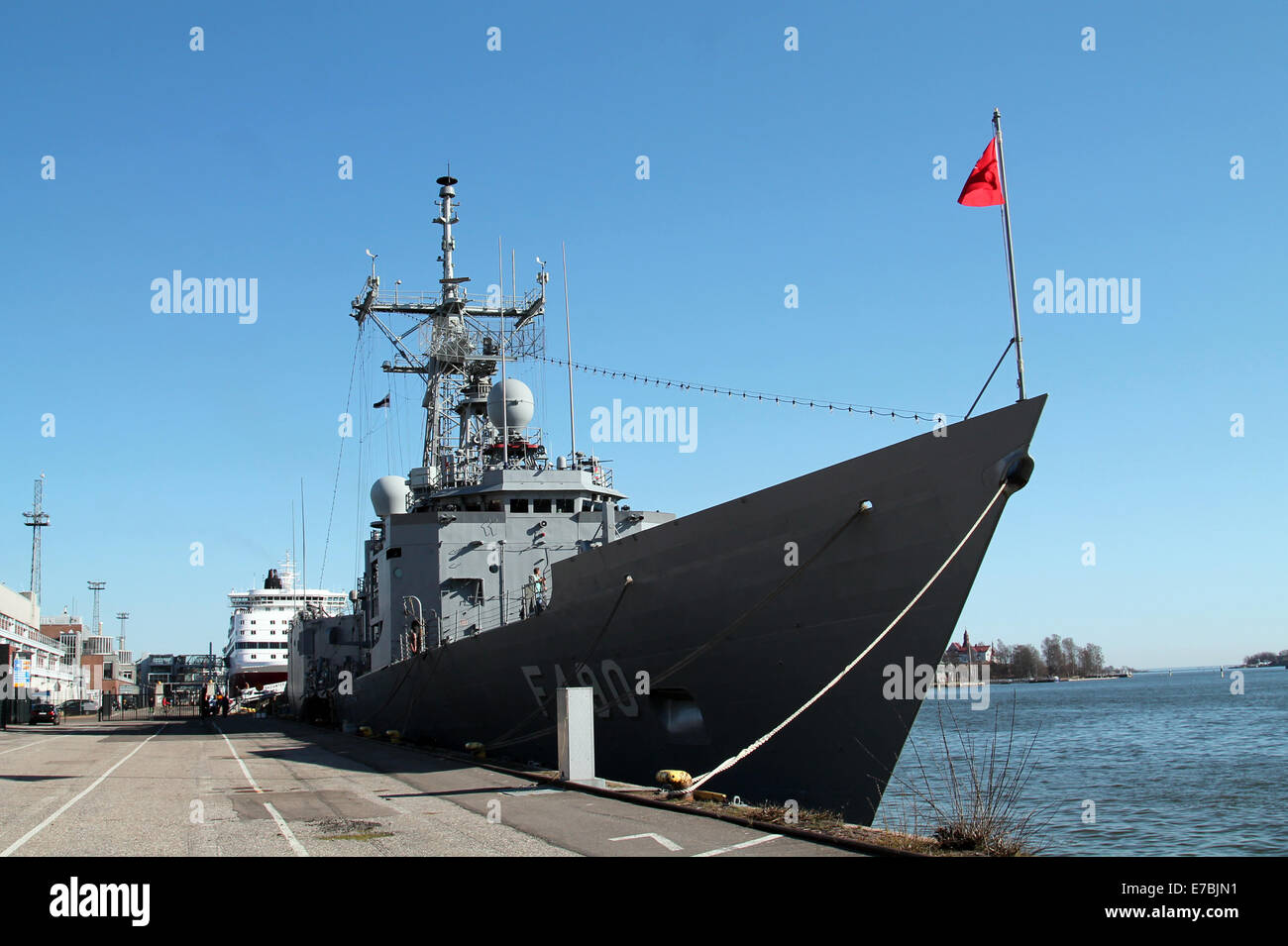Class frigate hi-res stock photography and images - Alamy