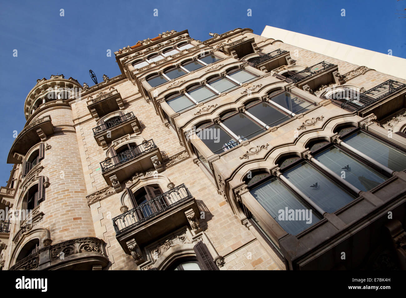 Traditional Spanish architecture building in Passeig de Gracia ...