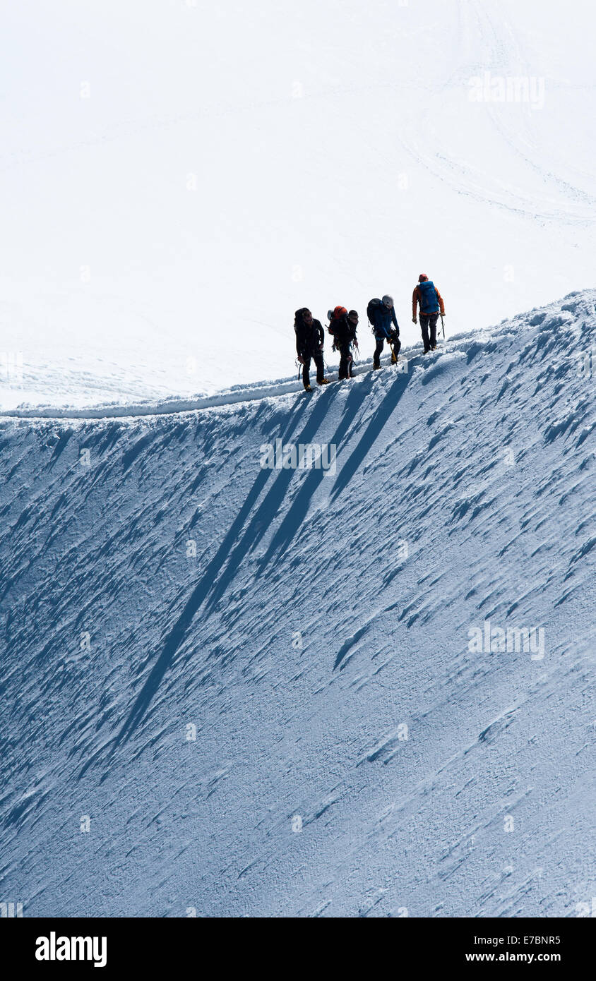 Mountain walkers hi-res stock photography and images - Alamy