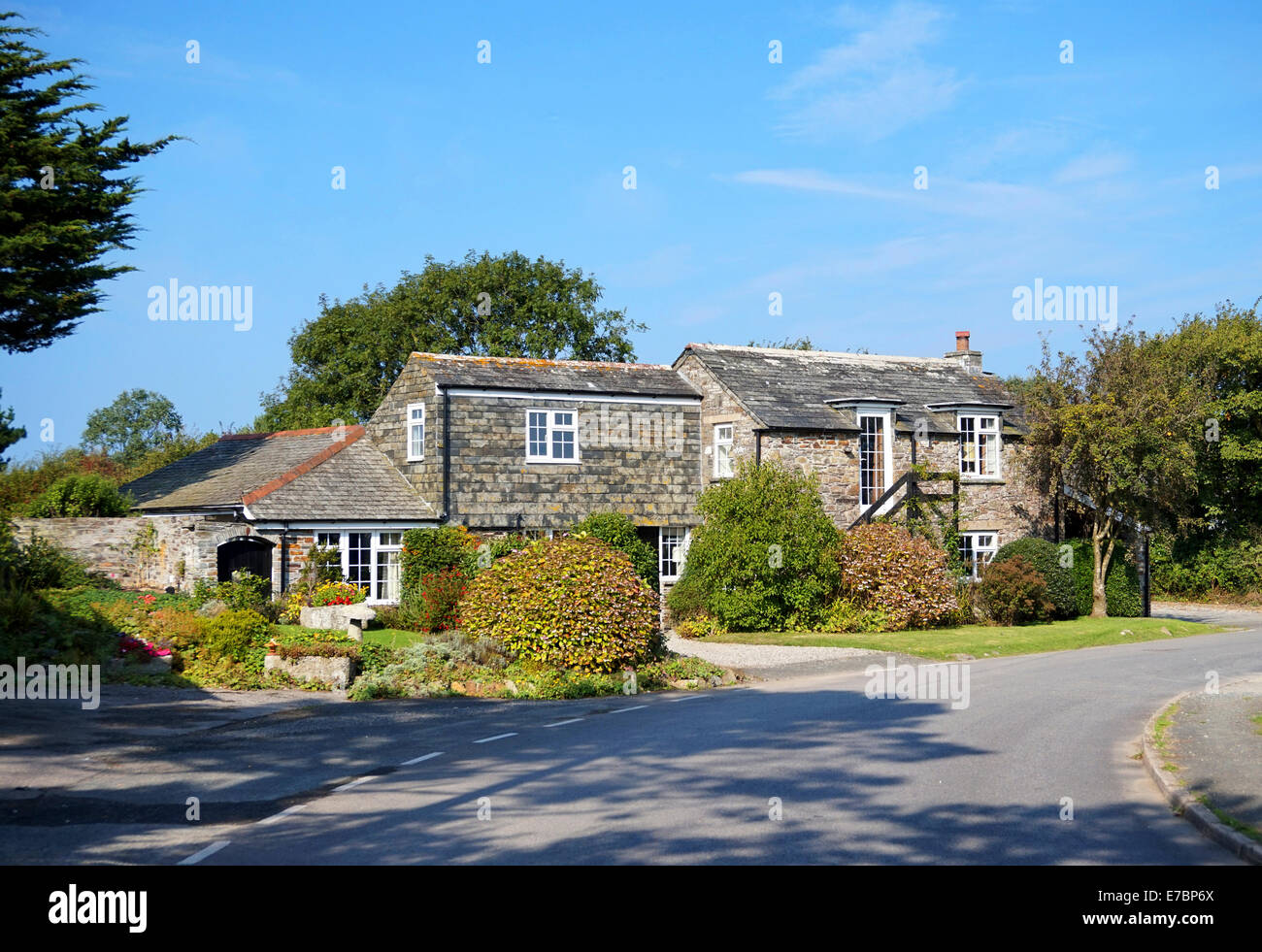 Village hamlet houses homes hi-res stock photography and images - Alamy