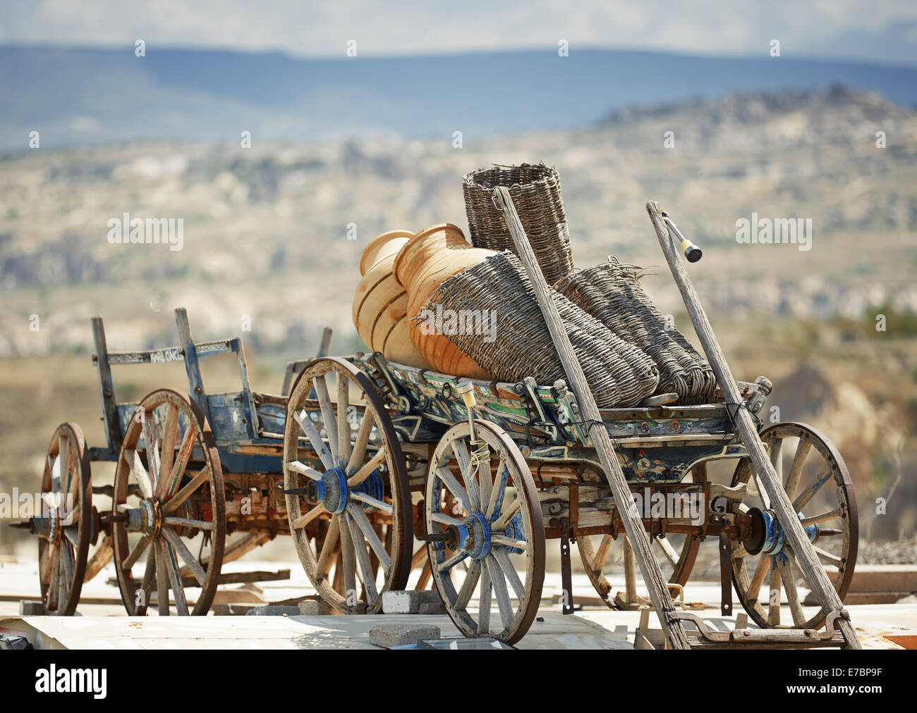 Medieval cart wagon hi-res stock photography and images - Alamy
