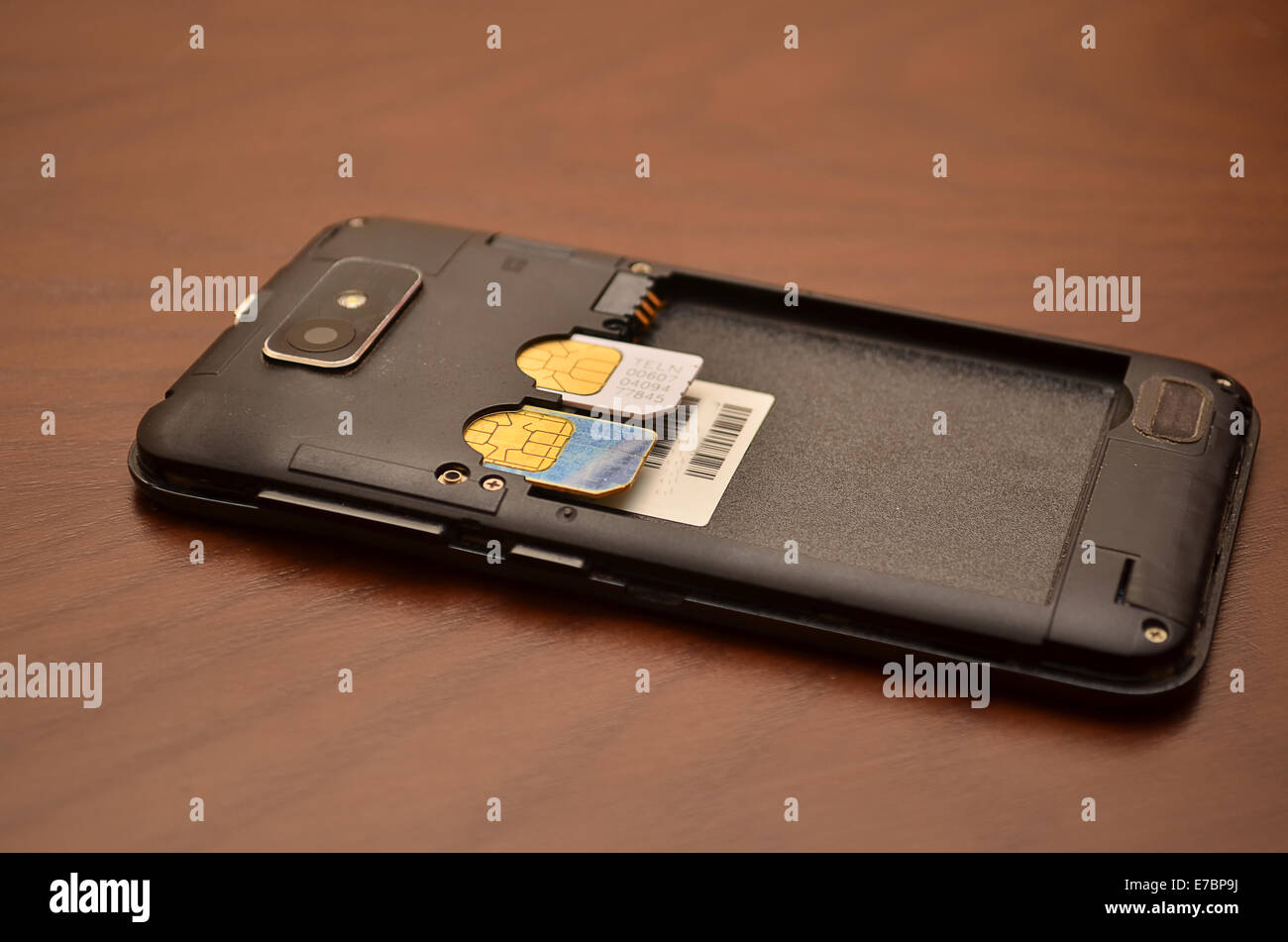 Two sim cards hi-res stock photography and images - Alamy