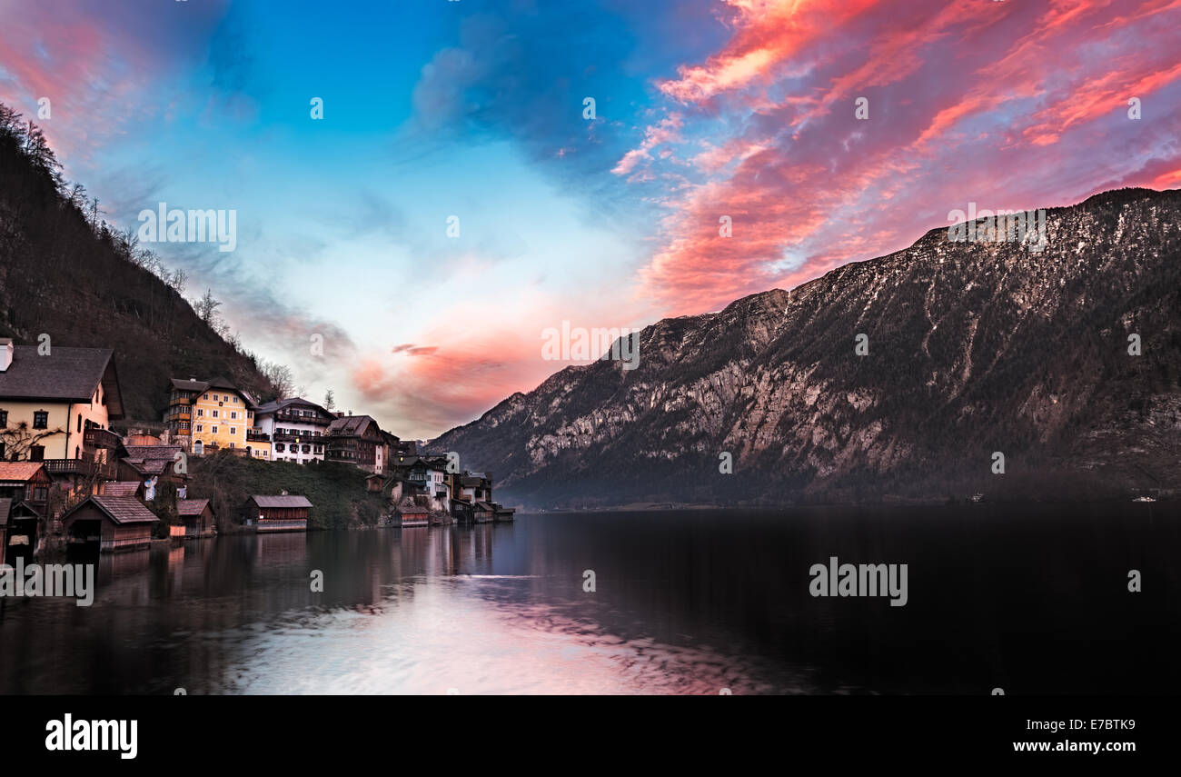 Lake Hallstatt at sunset, Salzkammergut, Austrian Alps Stock Photo - Alamy