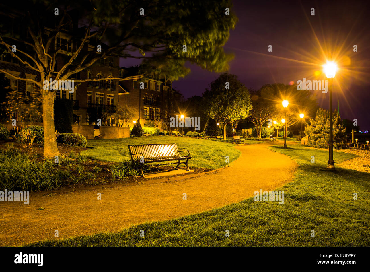 Bench lights path trail hi-res stock photography and images - Alamy