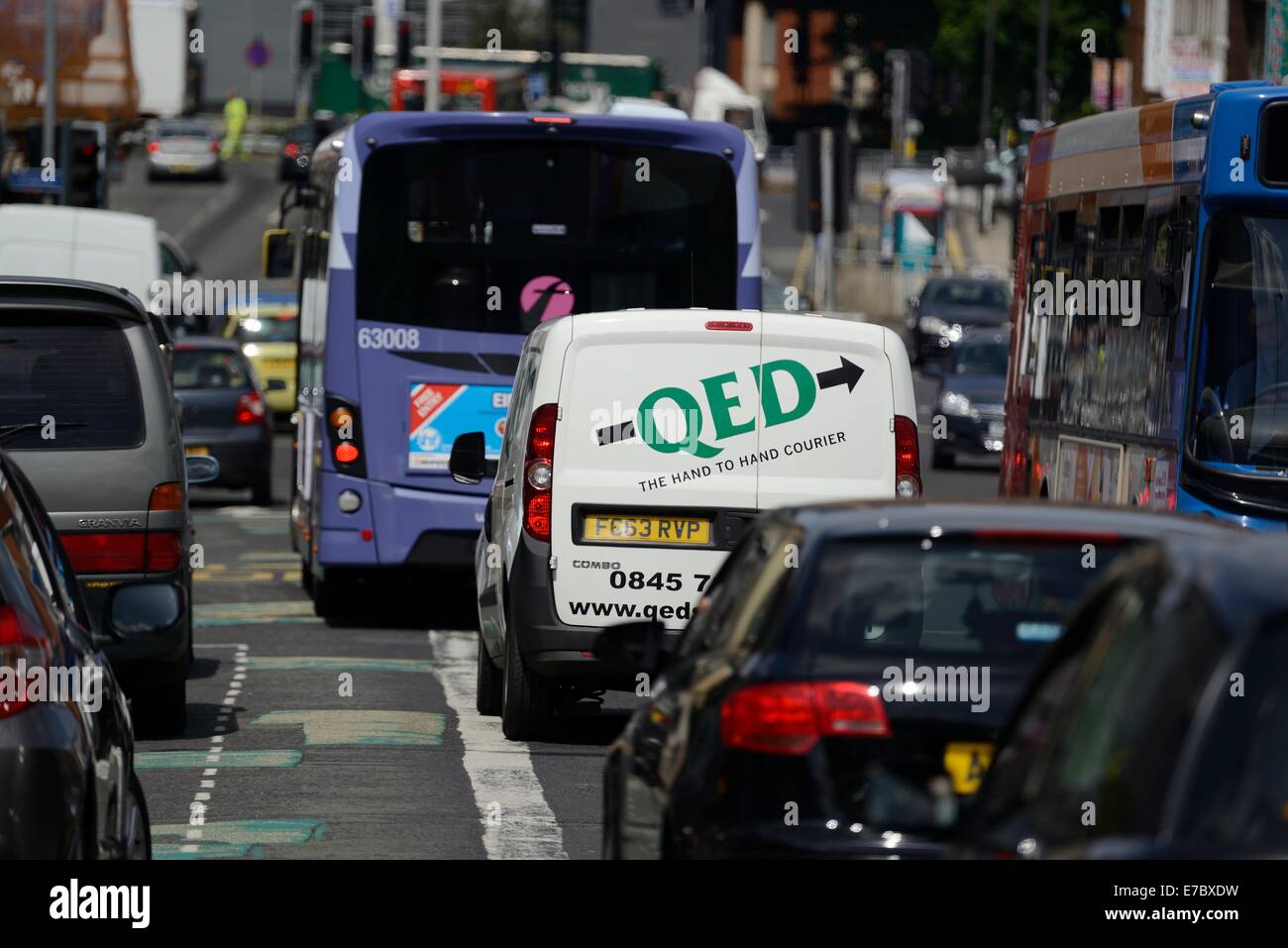 traffic queuing on city streets Stock Photo - Alamy