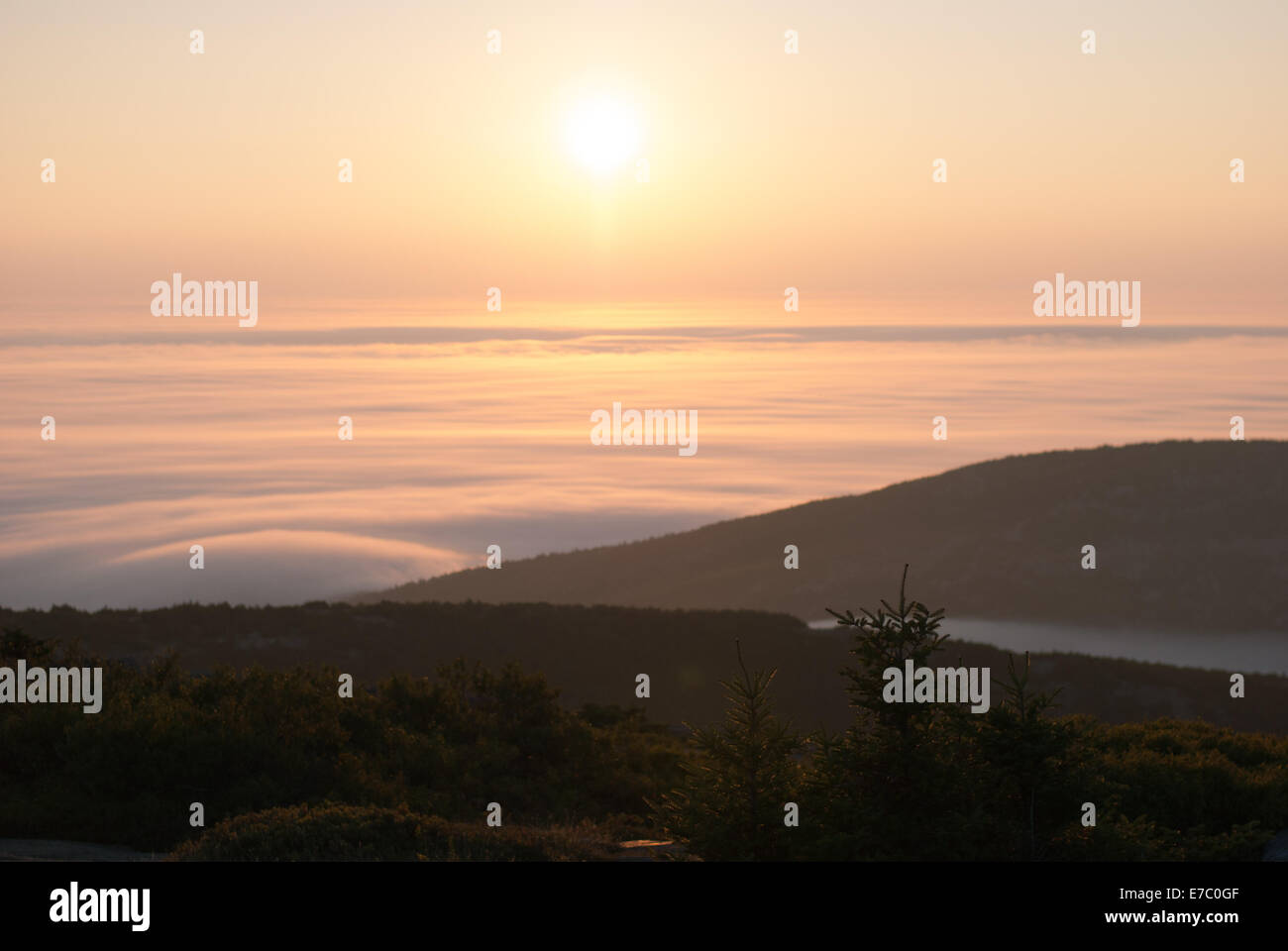 Sunrise over Cadillac Mountain in Acadia National Park, Maine, United ...