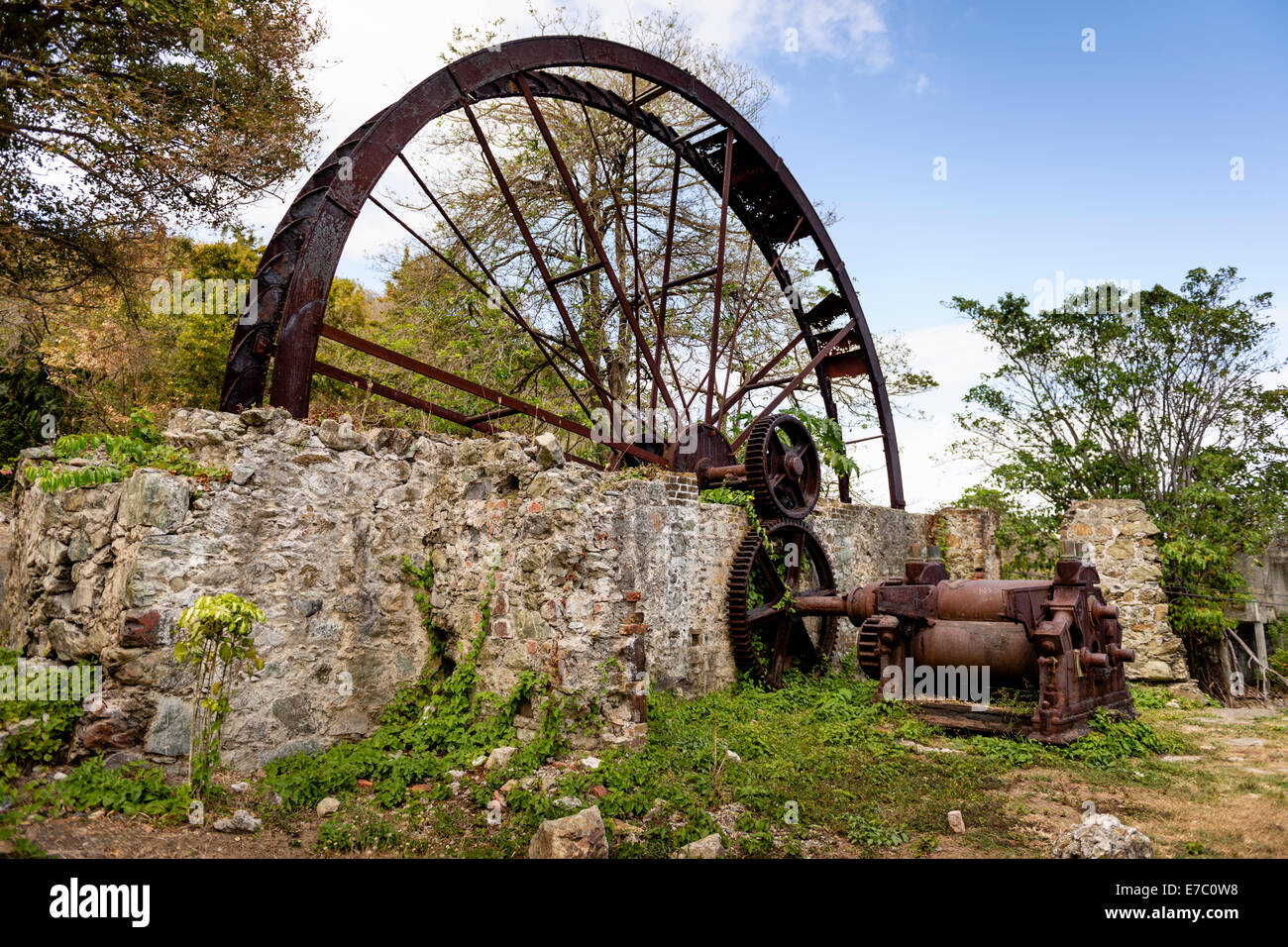 Old sugar mill ruins hi-res stock photography and images - Alamy
