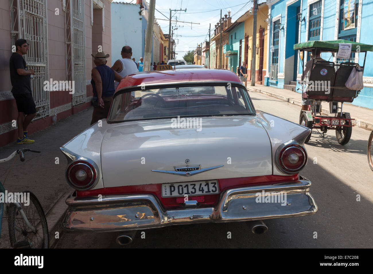 old 1950s Ford Fairlane car, Havana, Cuba Stock Photo - Alamy