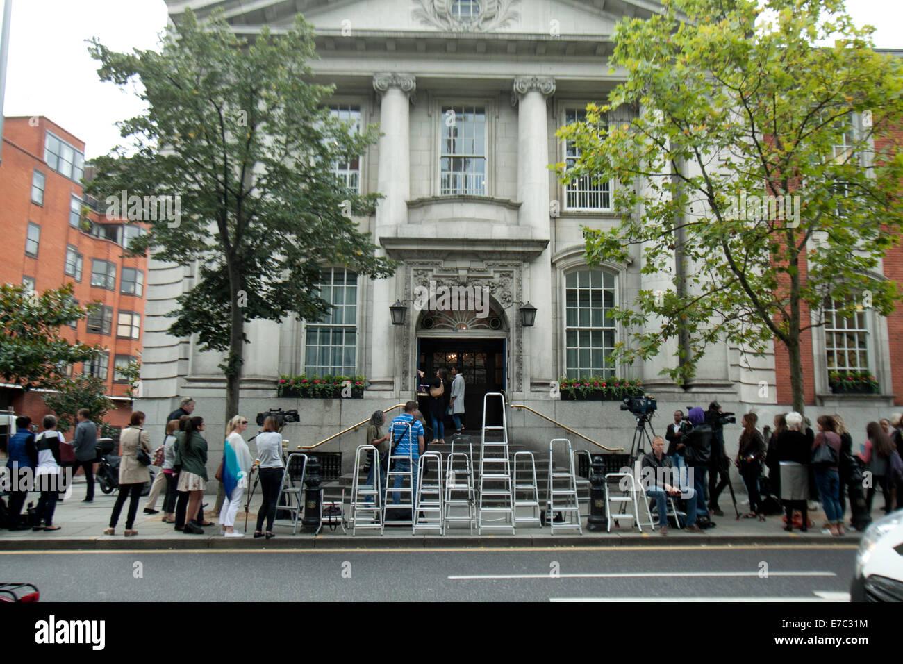 Chelsea register office hi-res stock photography and images - Alamy