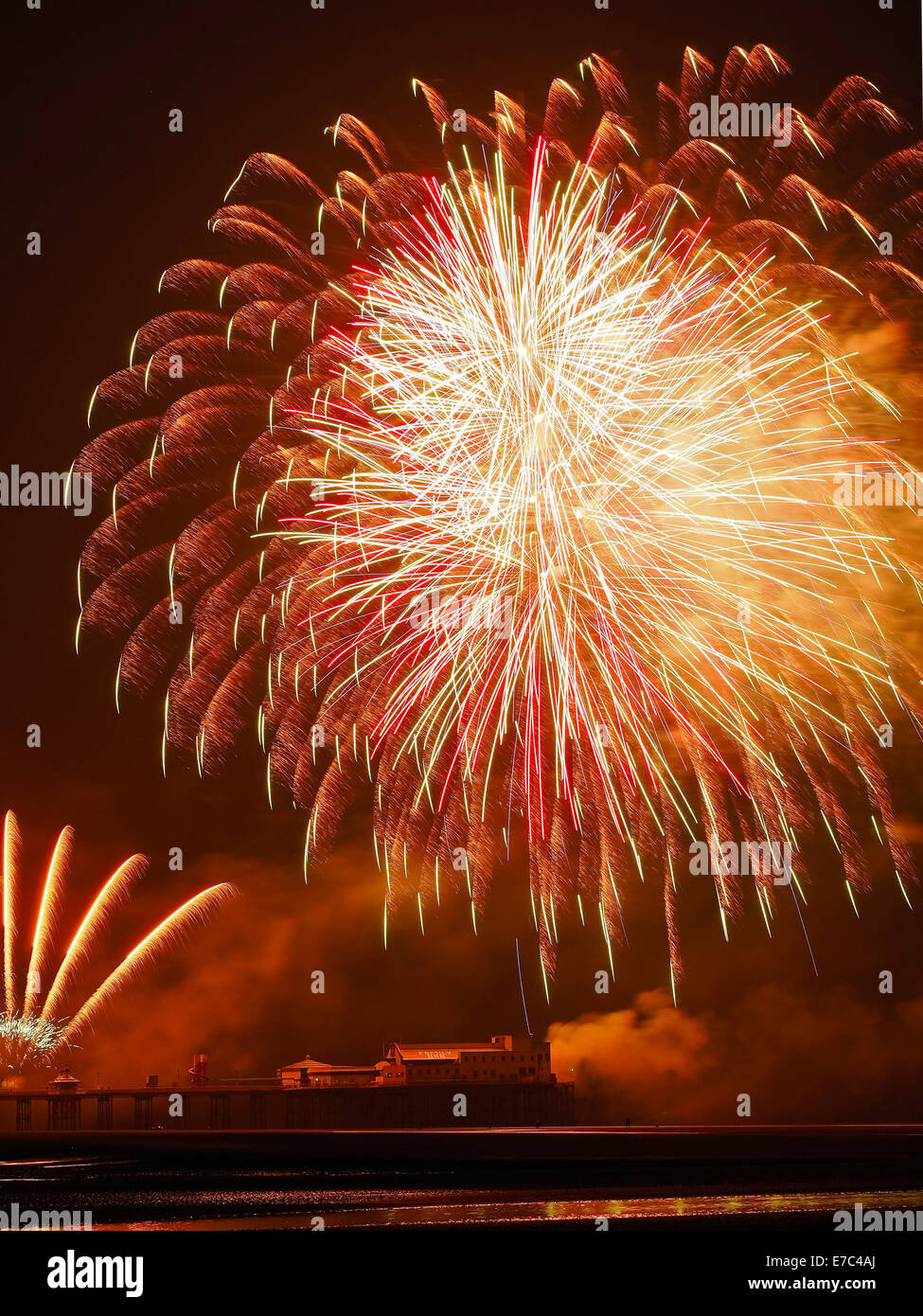 World fireworks championships in blackpool hi-res stock photography and ...