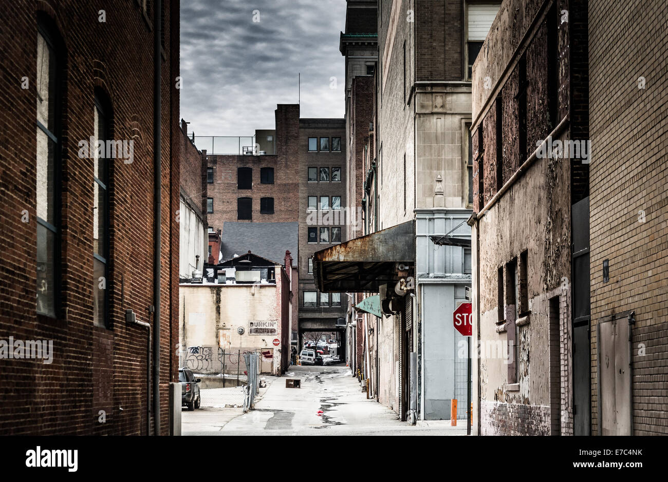 Grungy alley in downtown Baltimore, Maryland Stock Photo - Alamy