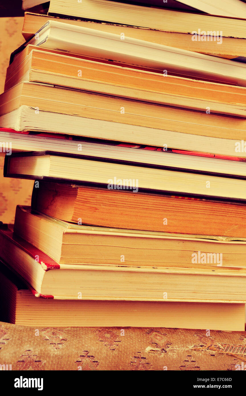 Piles Of Books High Resolution Stock Photography and Images - Alamy