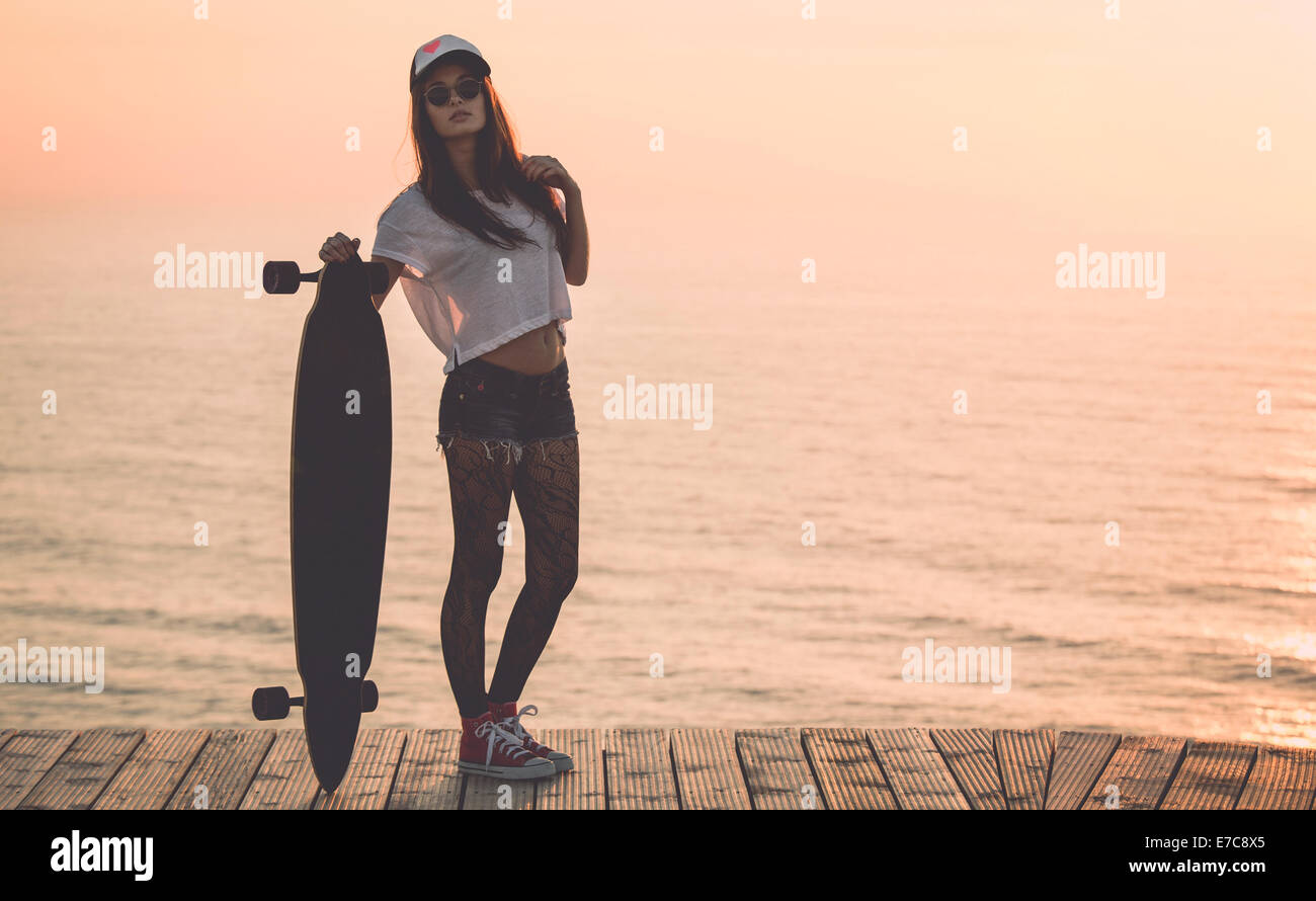 Adult skater hi-res stock photography and images - Alamy
