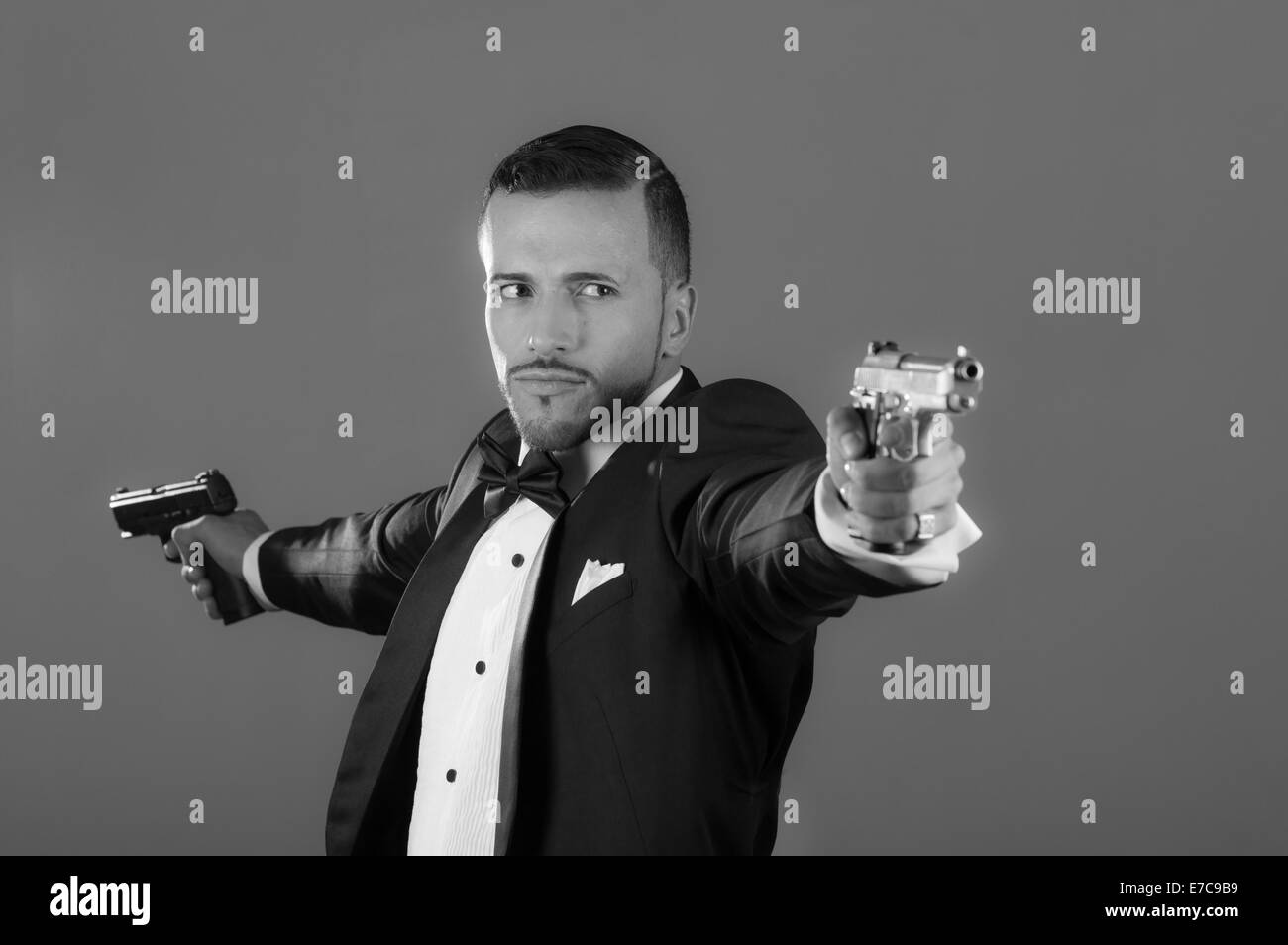 Police pointing armed fire hi-res stock photography and images - Alamy