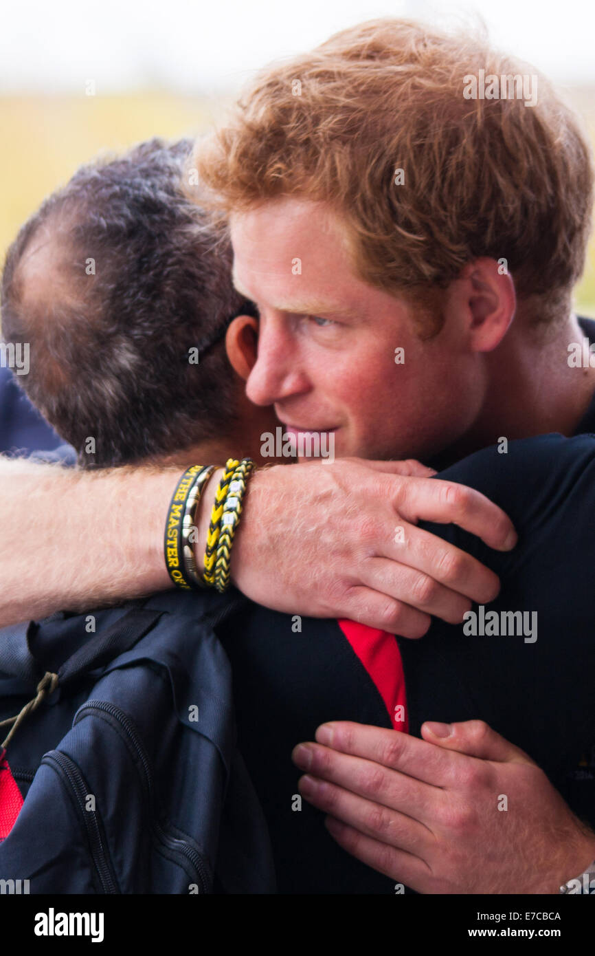 Prince harry queen elizabeth invictus hi-res stock photography and ...
