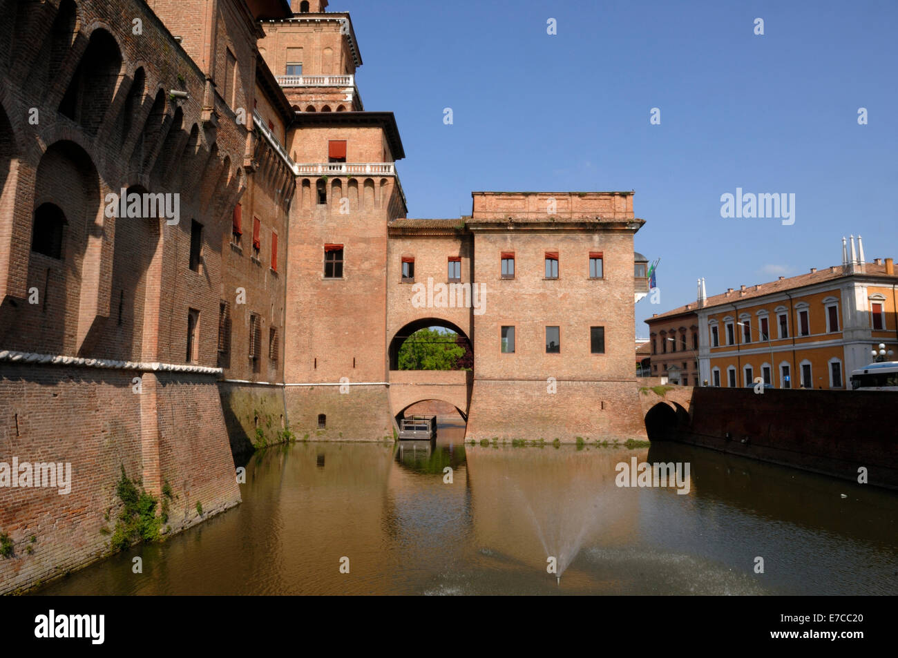 Castello Estense in Ferrara Stock Photo - Alamy