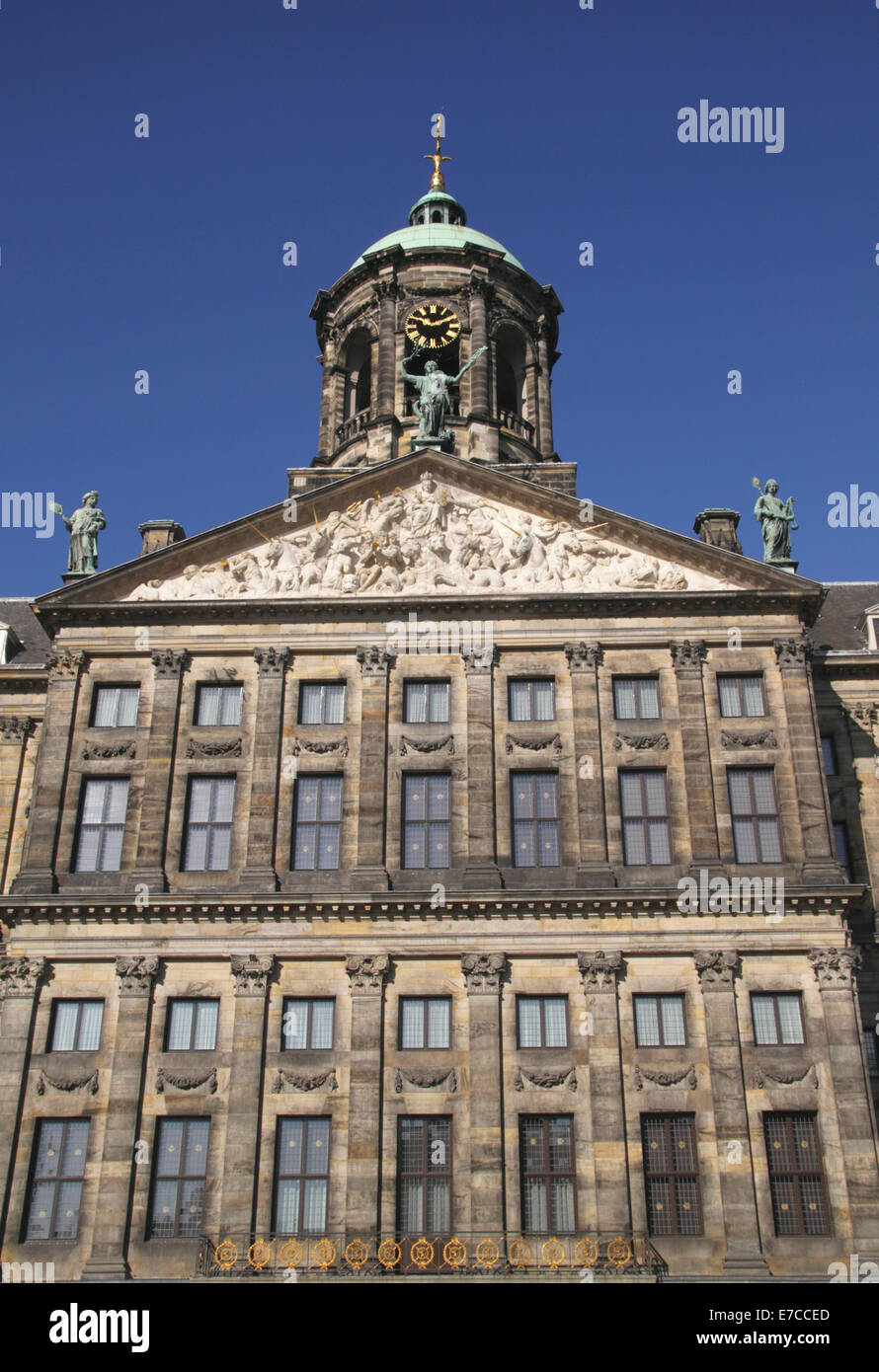 Amsterdam holland koninklijk palace hi-res stock photography and images ...