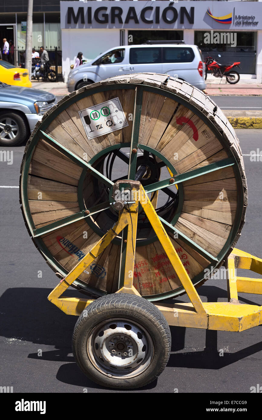 Cable drum transport hi-res stock photography and images - Alamy
