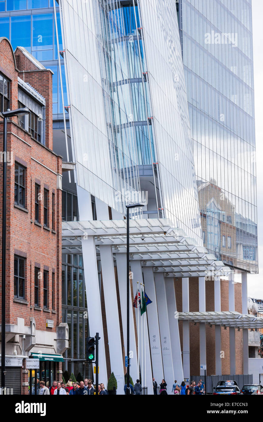 Shangri la hotel at the shard hi-res stock photography and images - Alamy