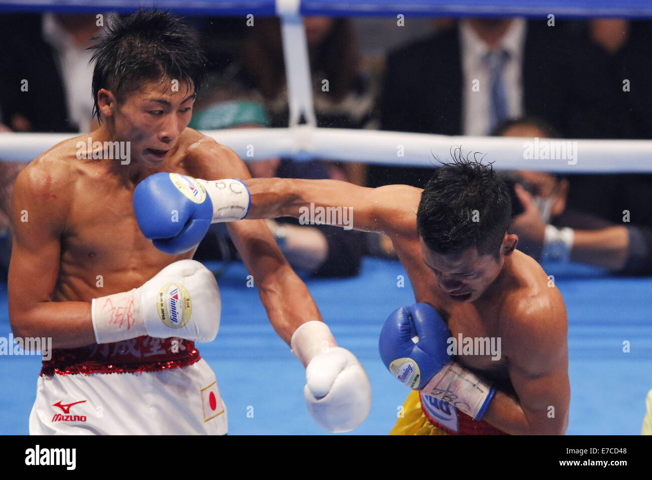 Yoyogi 2nd Gymnasium, Tokyo, Japan. 5th Sep, 2014. Naoya Inoue (JPN ...