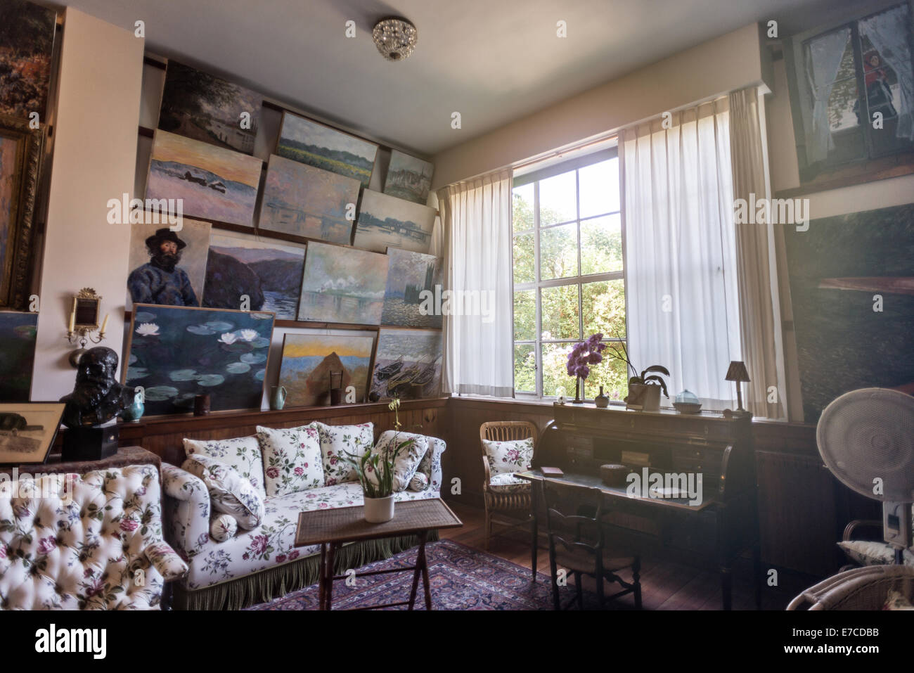 Salon of the famous Impressionist painter Claude Monet in his home at ...