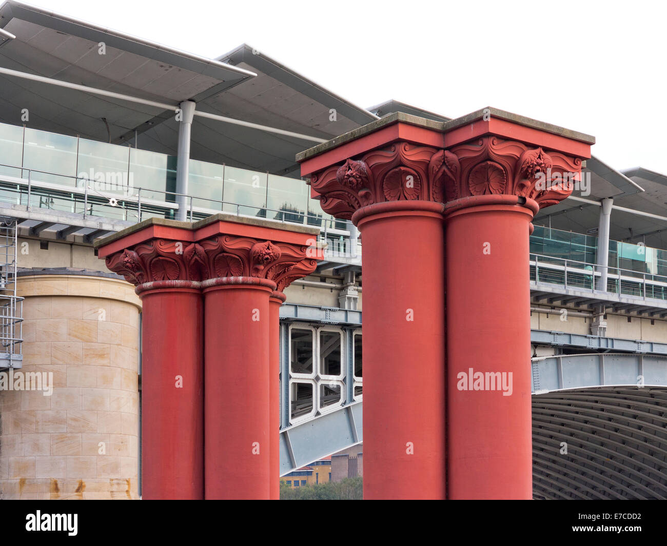 Original red pillars of the 1864 Blackfriars Railway Bridge spanning ...