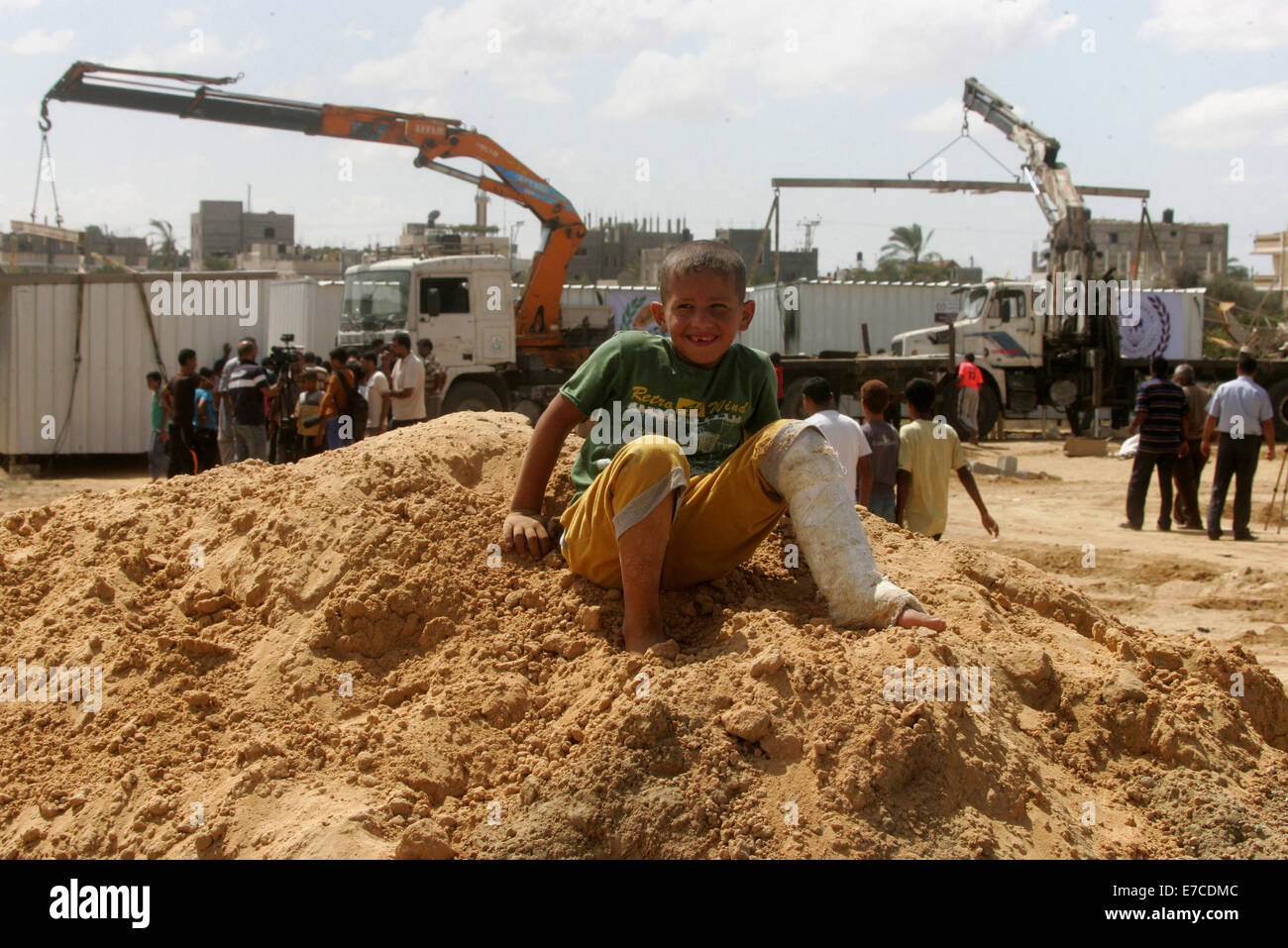 Khan Younis, Gaza Strip, Palestinian Territory. 13th Sep, 2014. A ...